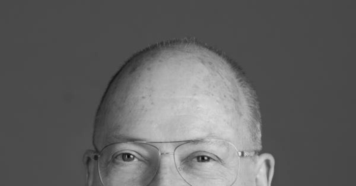 Howard Halpern receives medal of merit from Jagiellonian University ...